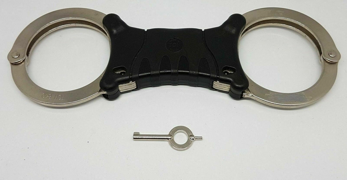 TCH 840 Chrome Rigid Handcuffs Speedcuffs Hiatts Grade A Condition ...